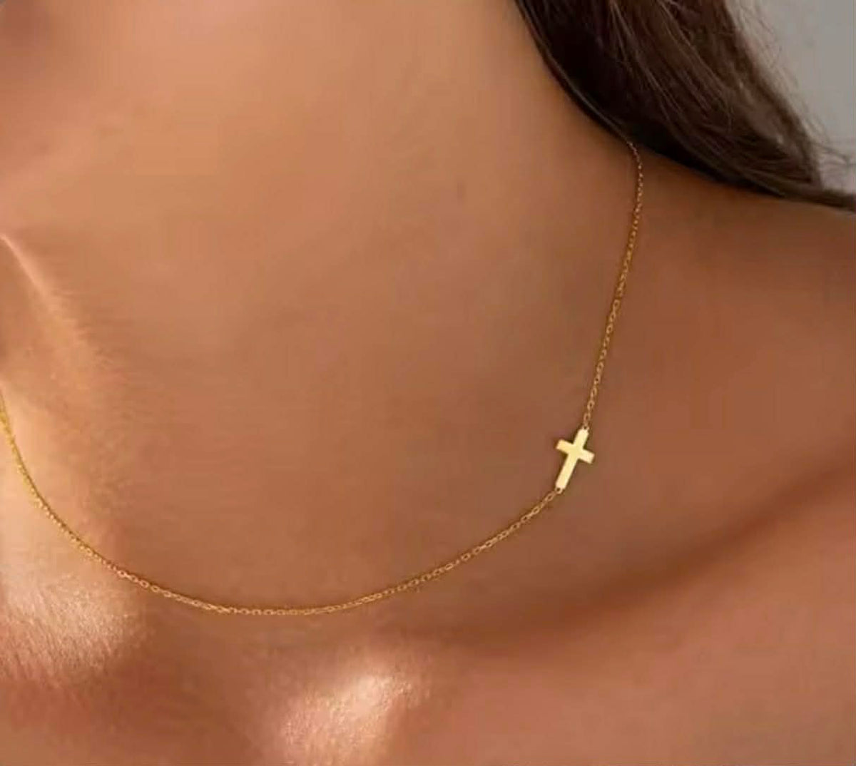 Minimalistic Cross Necklace | Anything You Can Screen, We Can Screen ...